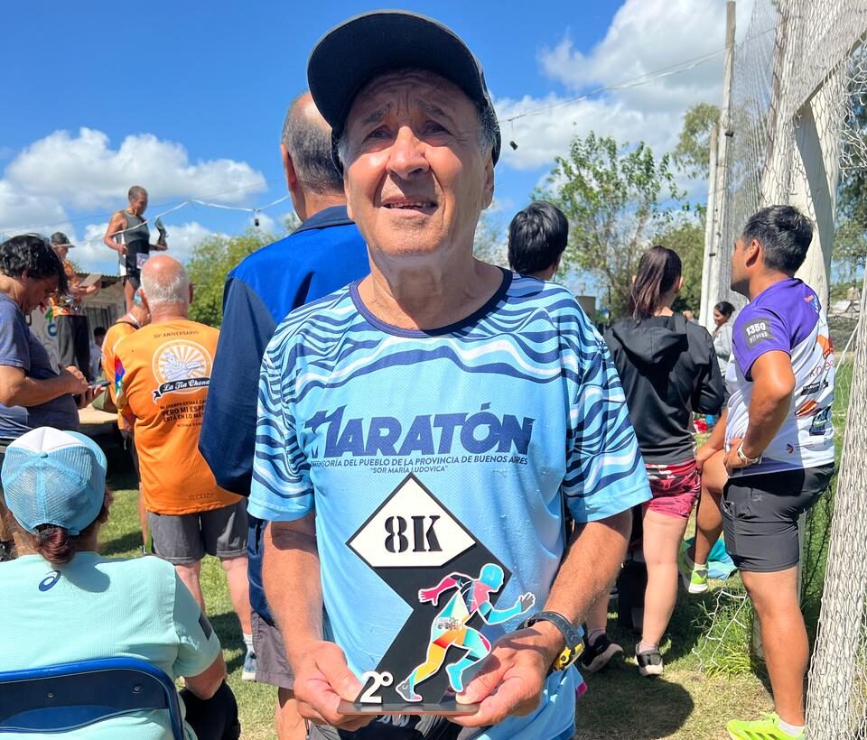 Running. Omar Chaar y Sigberto Amalfi subieron al podio en Presidente ...